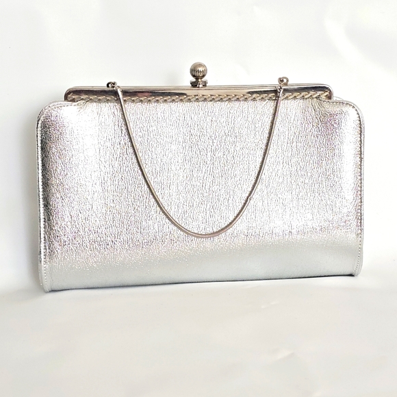 Vintage | Bags | Vintage Chic Silver Metallic Clutch With Chain | Poshmark